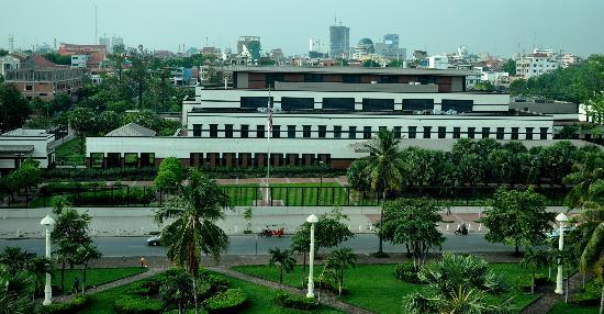 PHNOM PENH: Le Cercle Sportif and other pools.