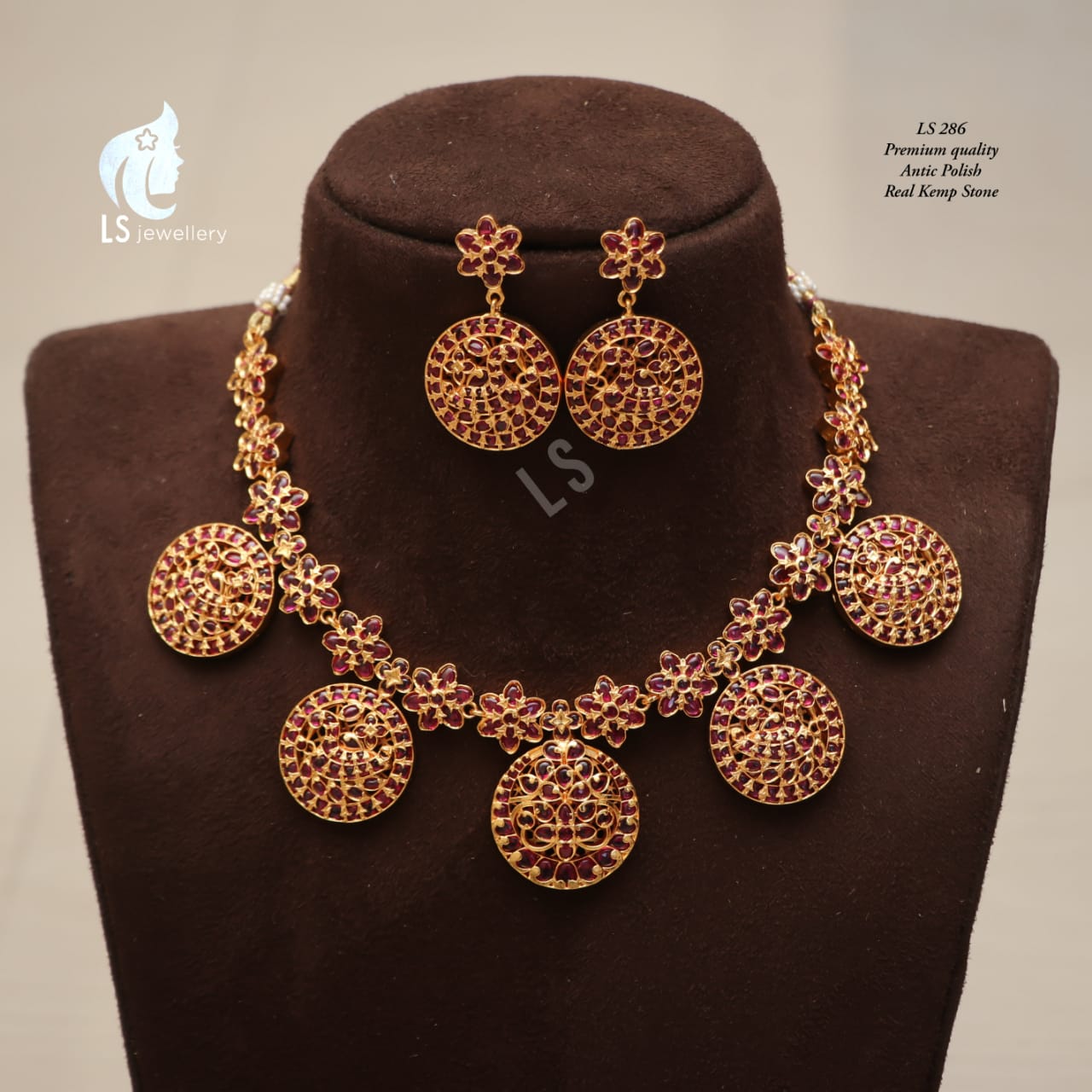 Latest Trending New Gold Jewellery Collection - Indian Jewelry Designs
