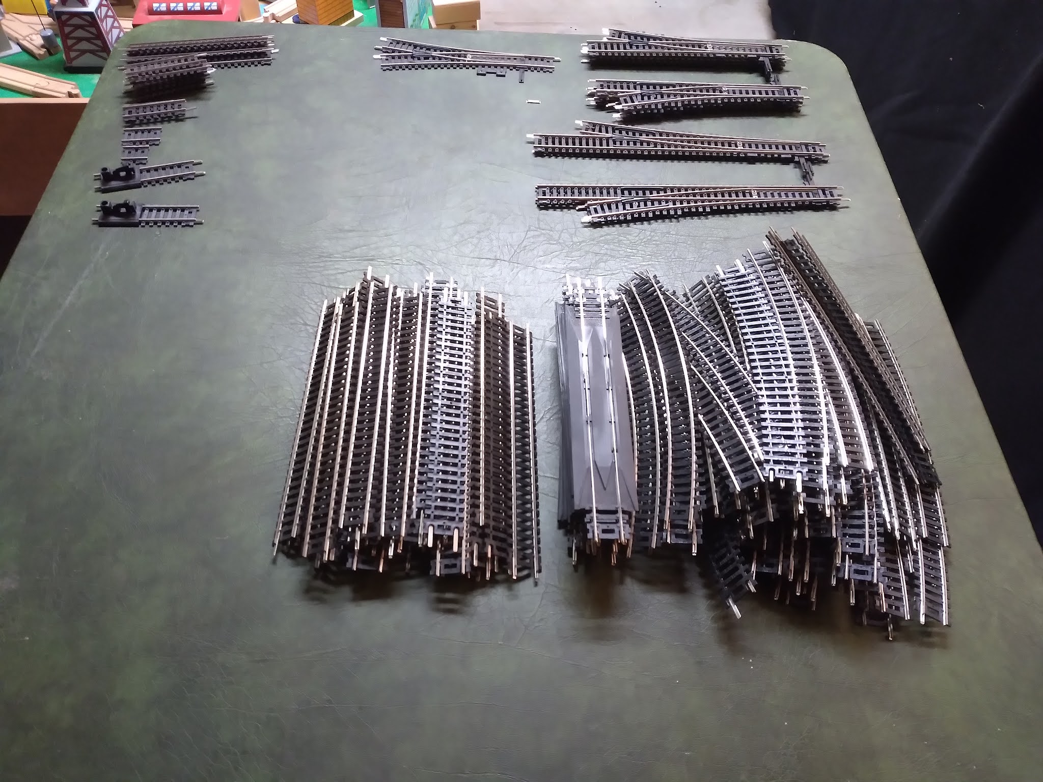 Basement Train Layout: Week 367