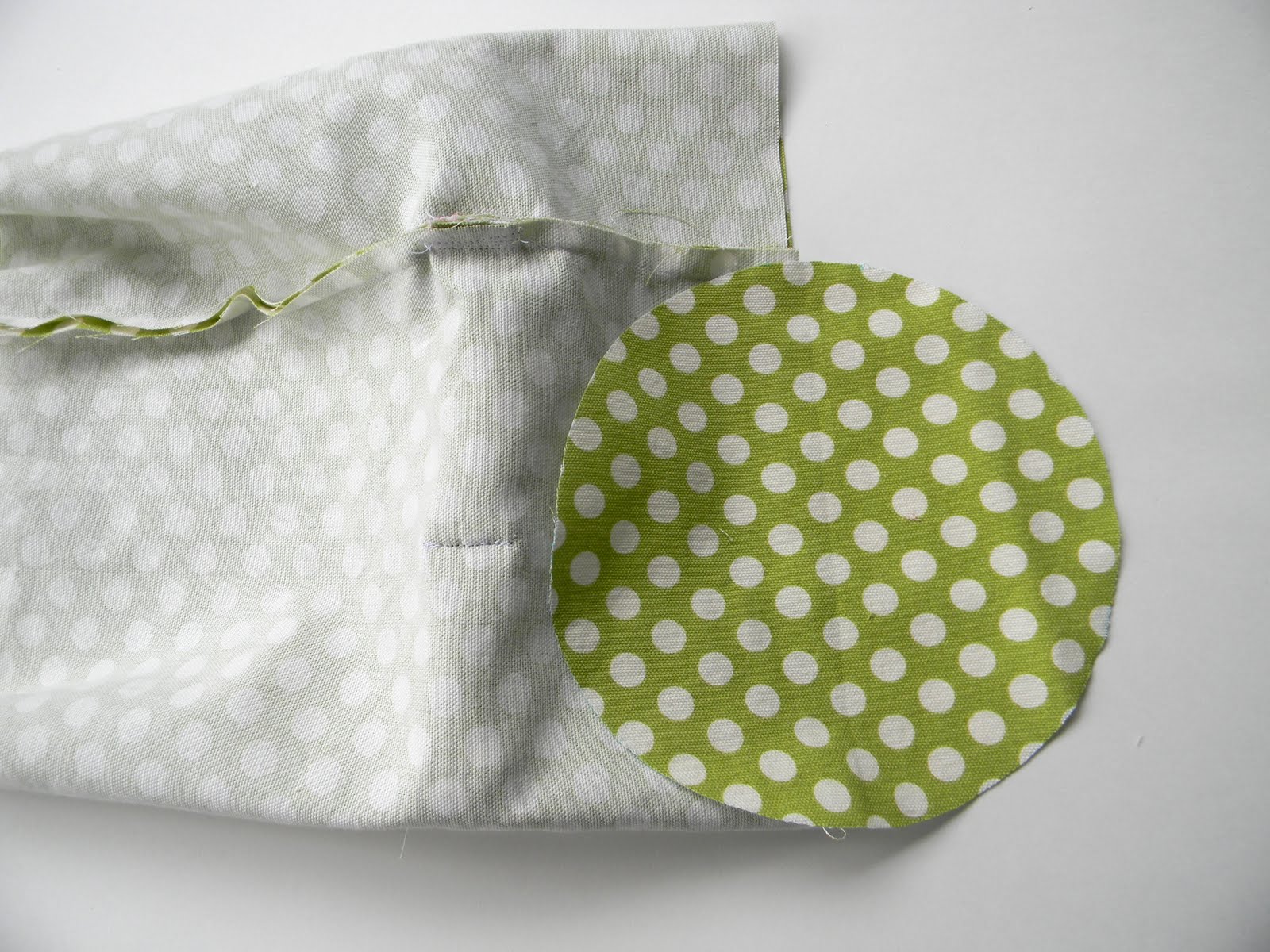 Fat Quarter Friday {The Beach Comber Bag Tutorial}