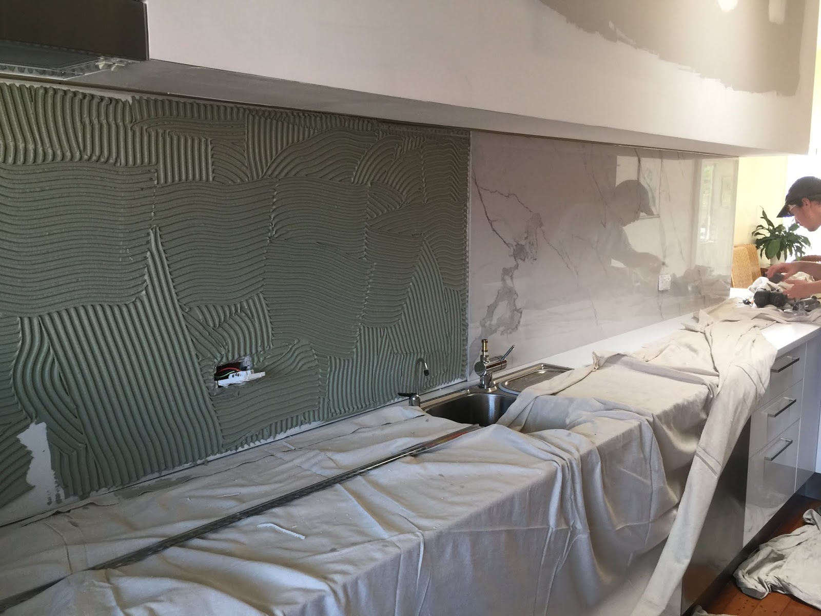 Laticrete Australia Conversations: Installation of Large Format Tile ...