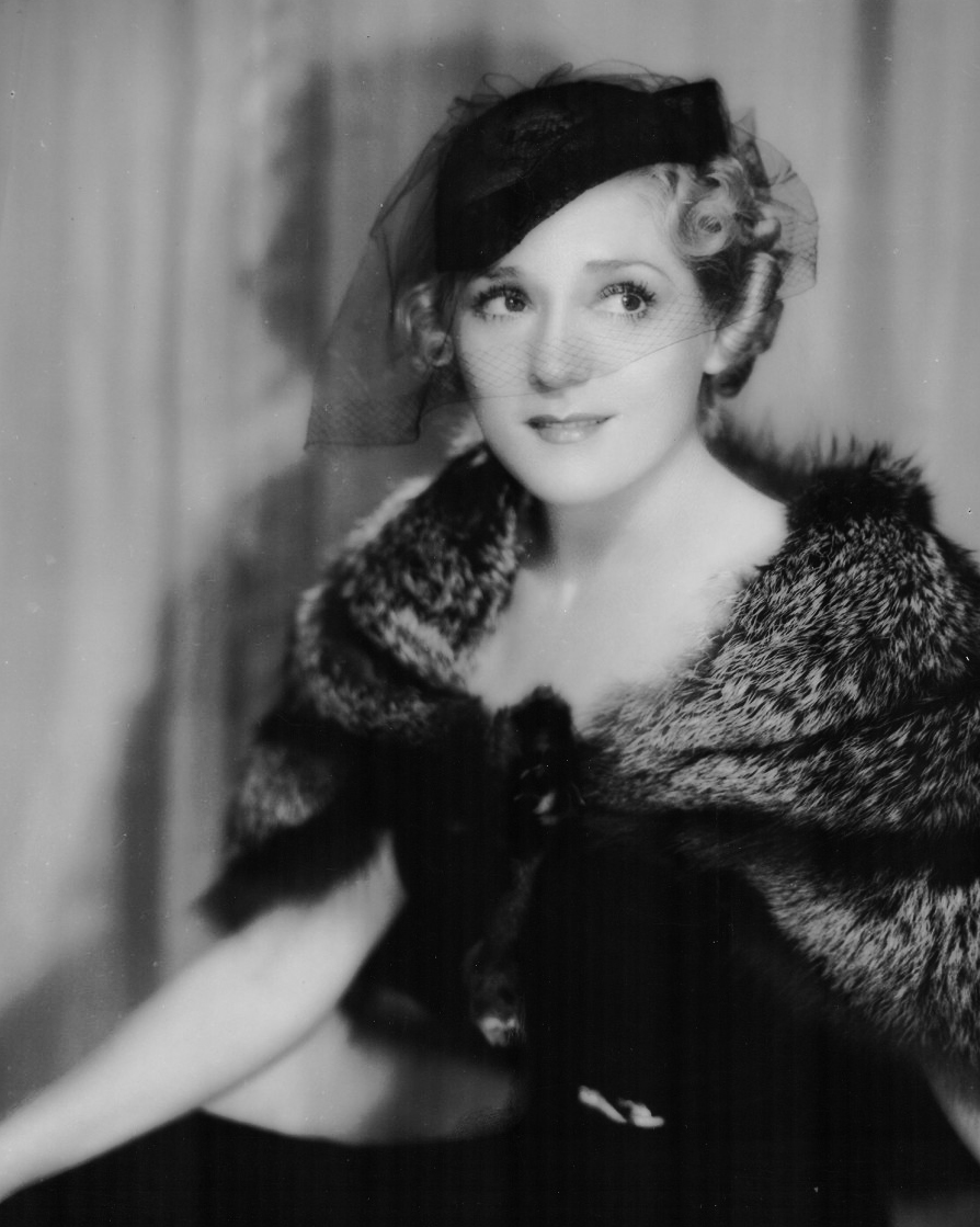 It's The Pictures That Got Small ...: THE MONDAY GLAMOUR 15!