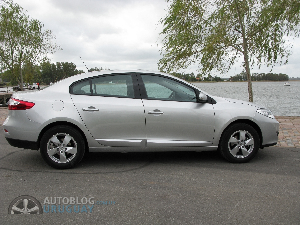 Prueba: Renault Fluence Privilège Plus 2.0 CVT (Parte 1) : Autoblog ...