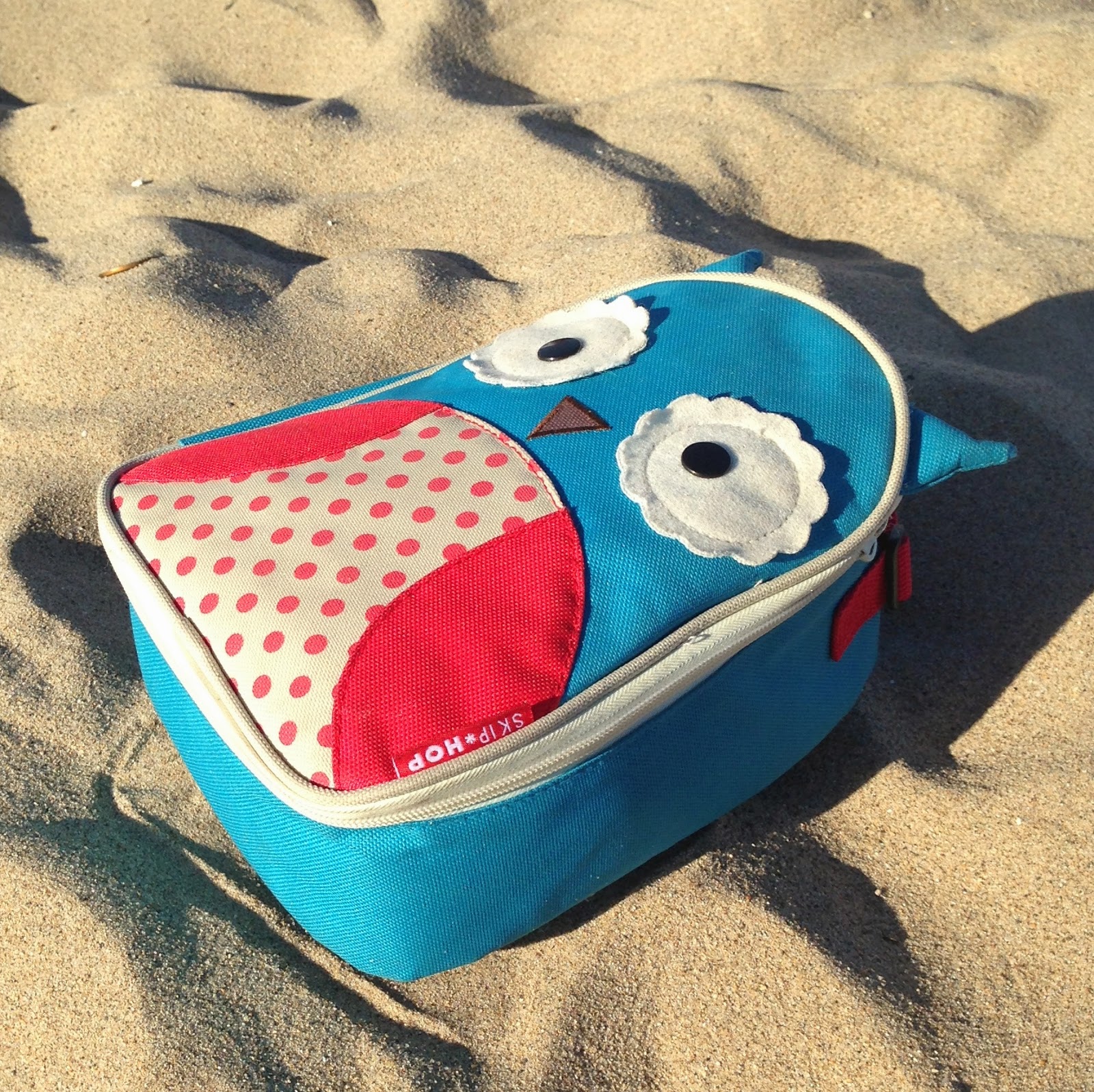 Isadora Watts' Transatlantic Tales: Beach kit