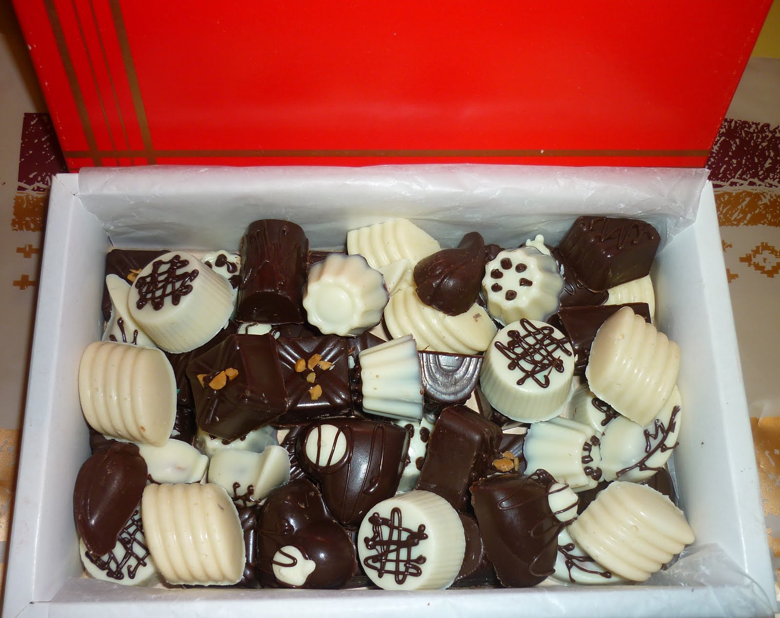 Nikadella: Bombones de chocolate rellenos