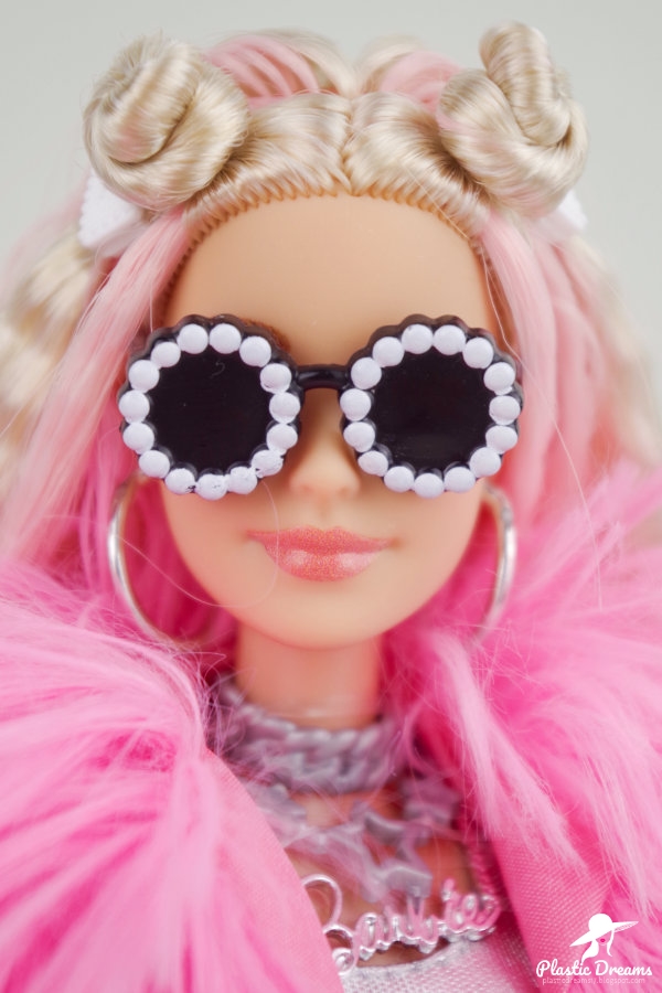 Plastic Dreams Dolls :: Barbie et miniatures: Barbie Extra Doll #3