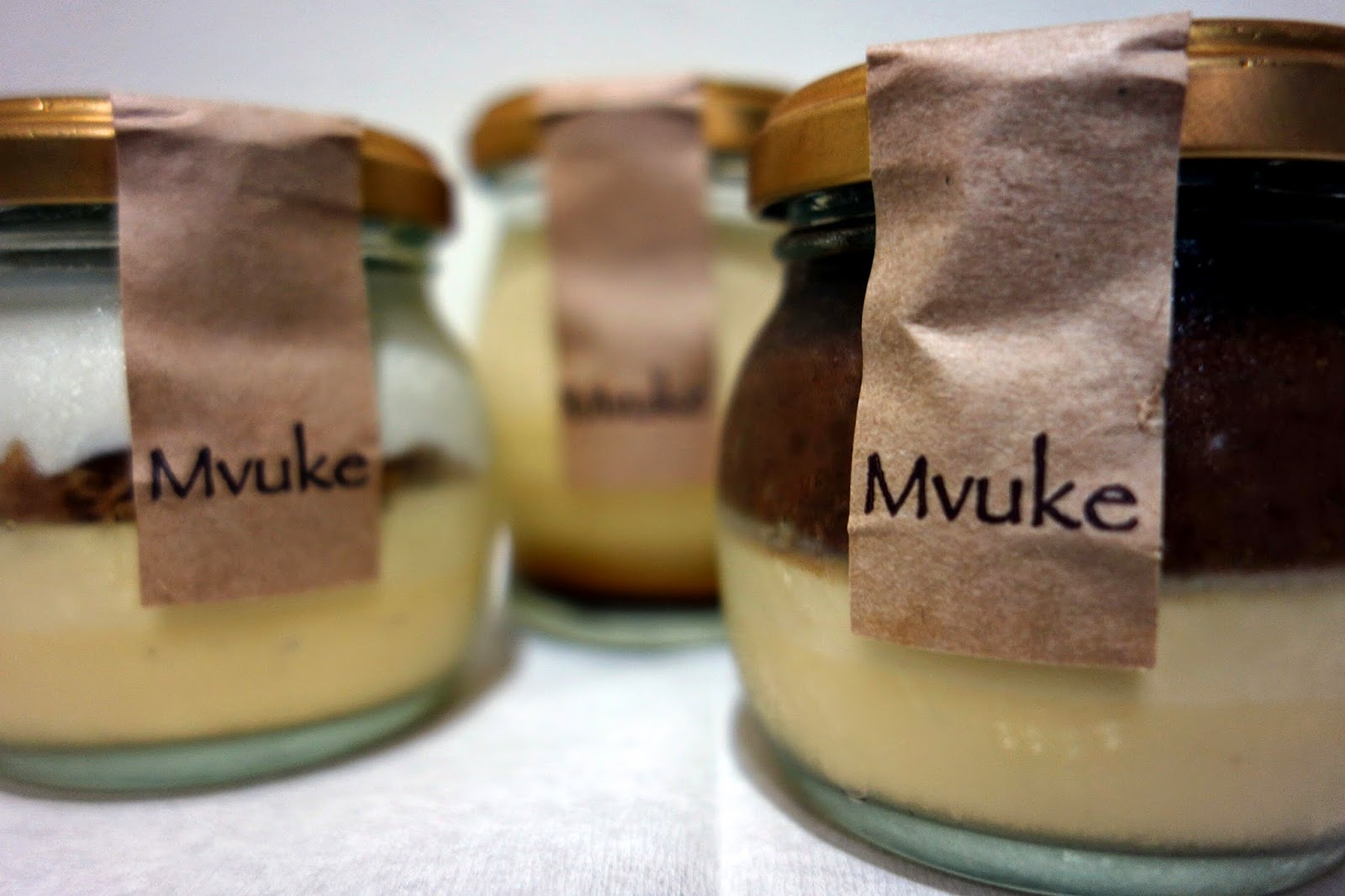 むつみごはん: 【ちょっと食べてみたい】マダガスカル産高級バニラを使ったこだわりMvuke（ブーケ）の高級プリンは、本気の激ウマプリンでした