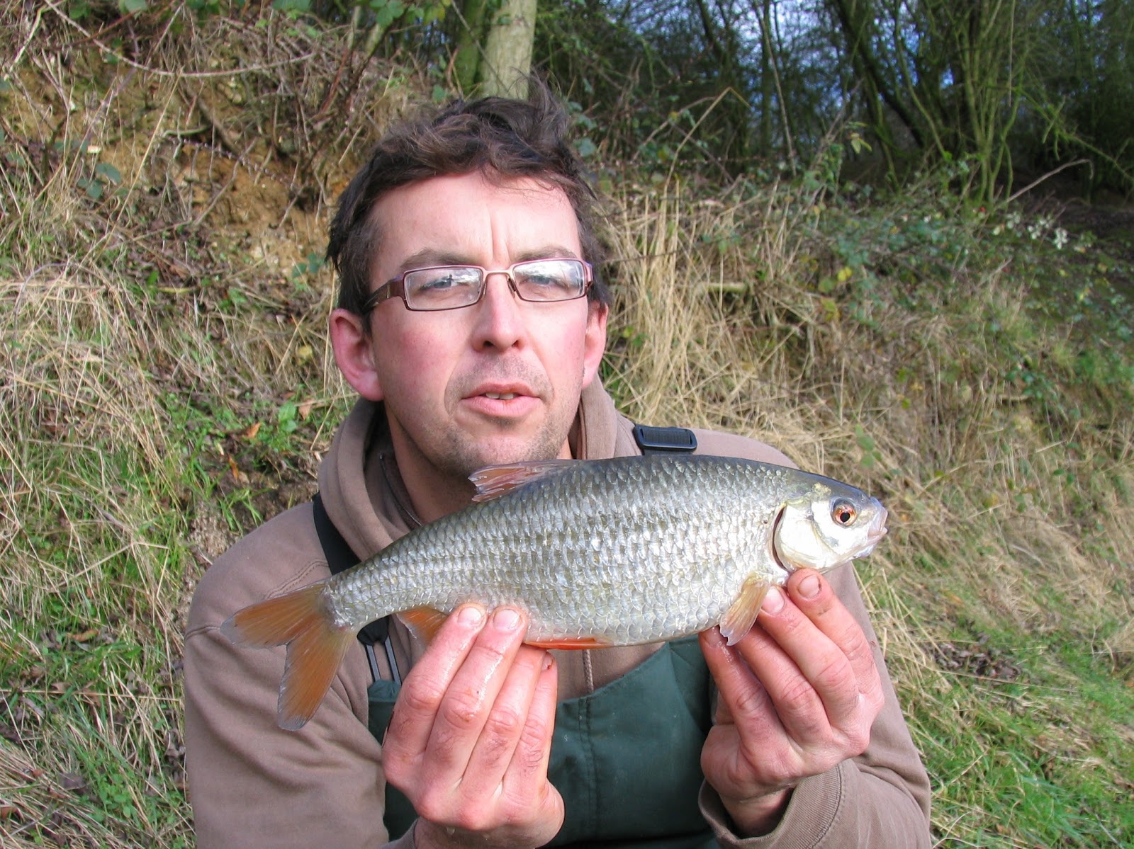 A Specialist Anglers Diary: Bolt rig for roach - the two pound dream