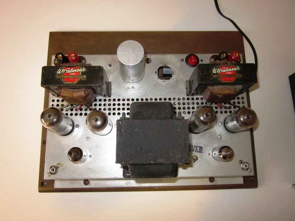 Speakerholic: Phase Linear Model 3300