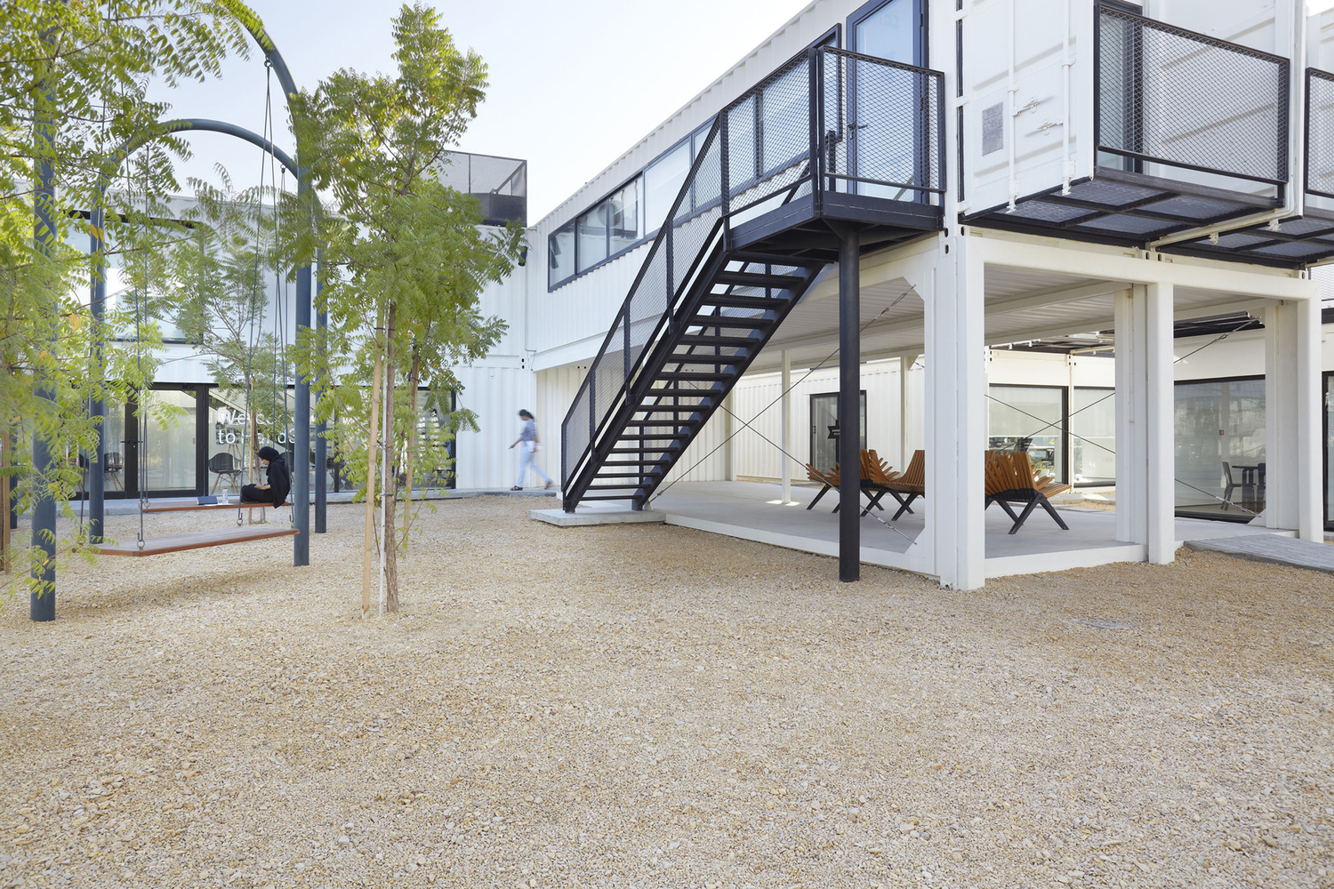 Shipping Container Homes & Buildings: Hai d3 Shipping Container ...