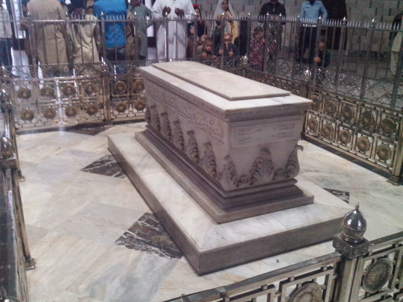 Much to say about Nothing: Mazar-e-Quaid, Karachi, Pakistan