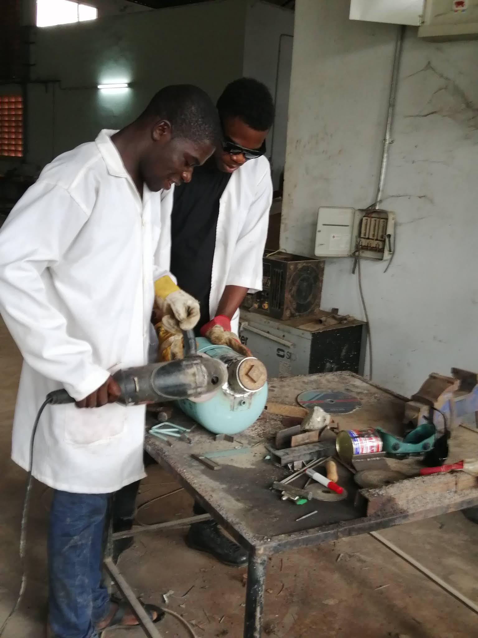 The EFÉCTIVE Times: TET PRESENTS: Emeka Nelson