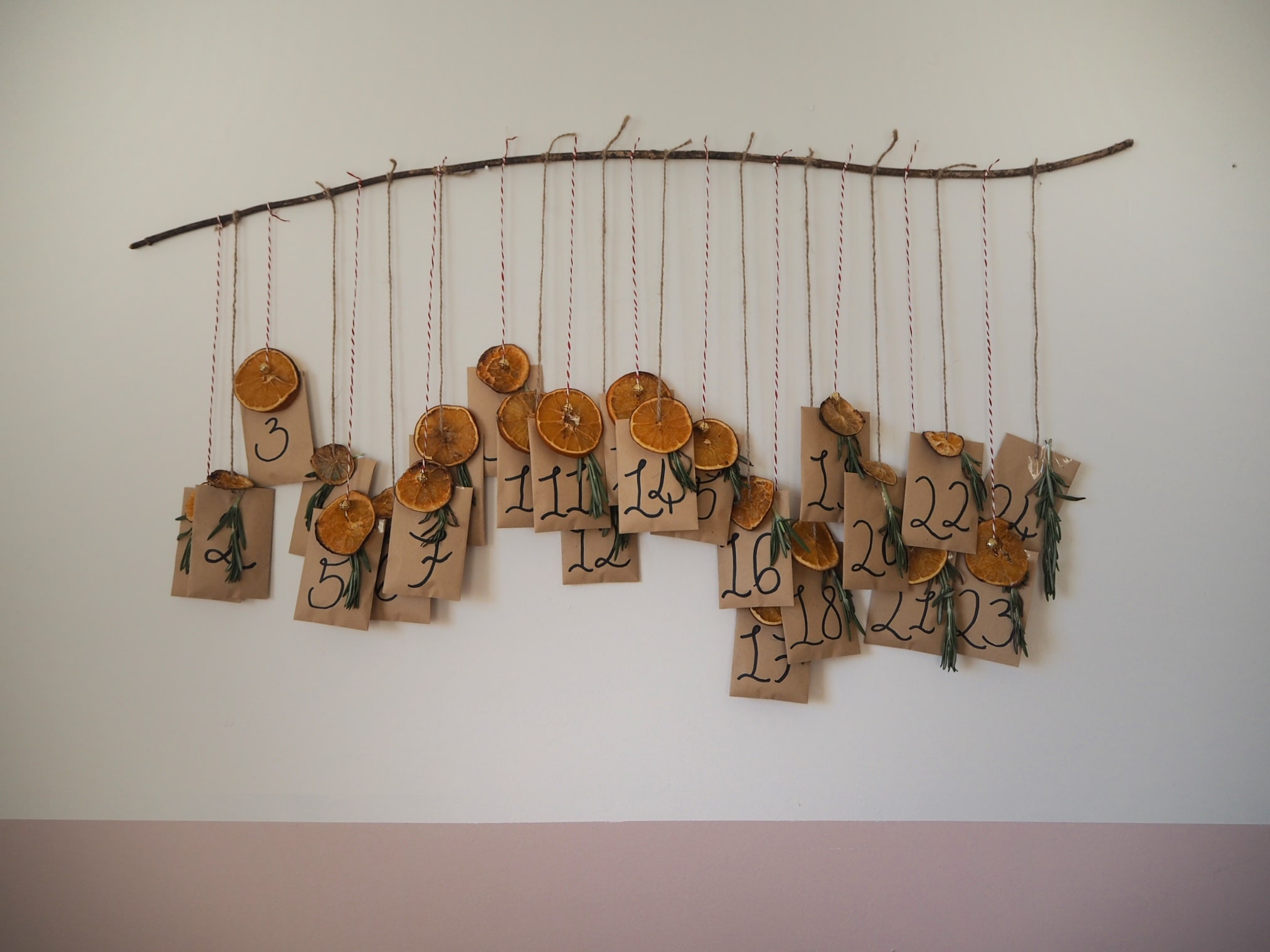 DIY Advent Calendar {12 Crafts of Christmas} | Dove Cottage