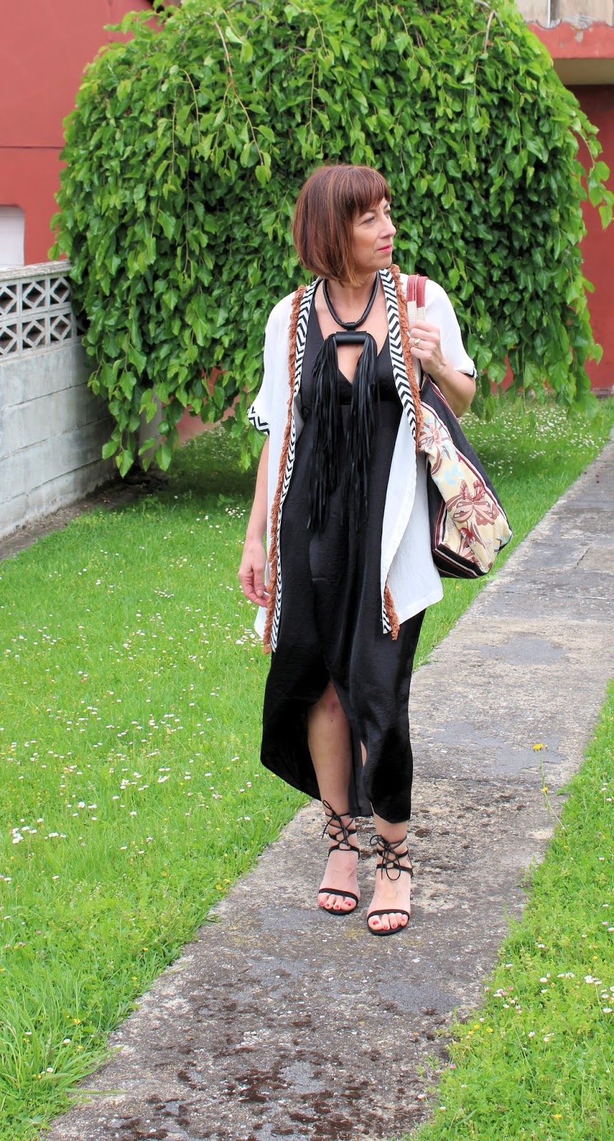 Brújula de Estilo: MIS LOOKS - UN LOOK CON UN TOQUE ÉTNICO