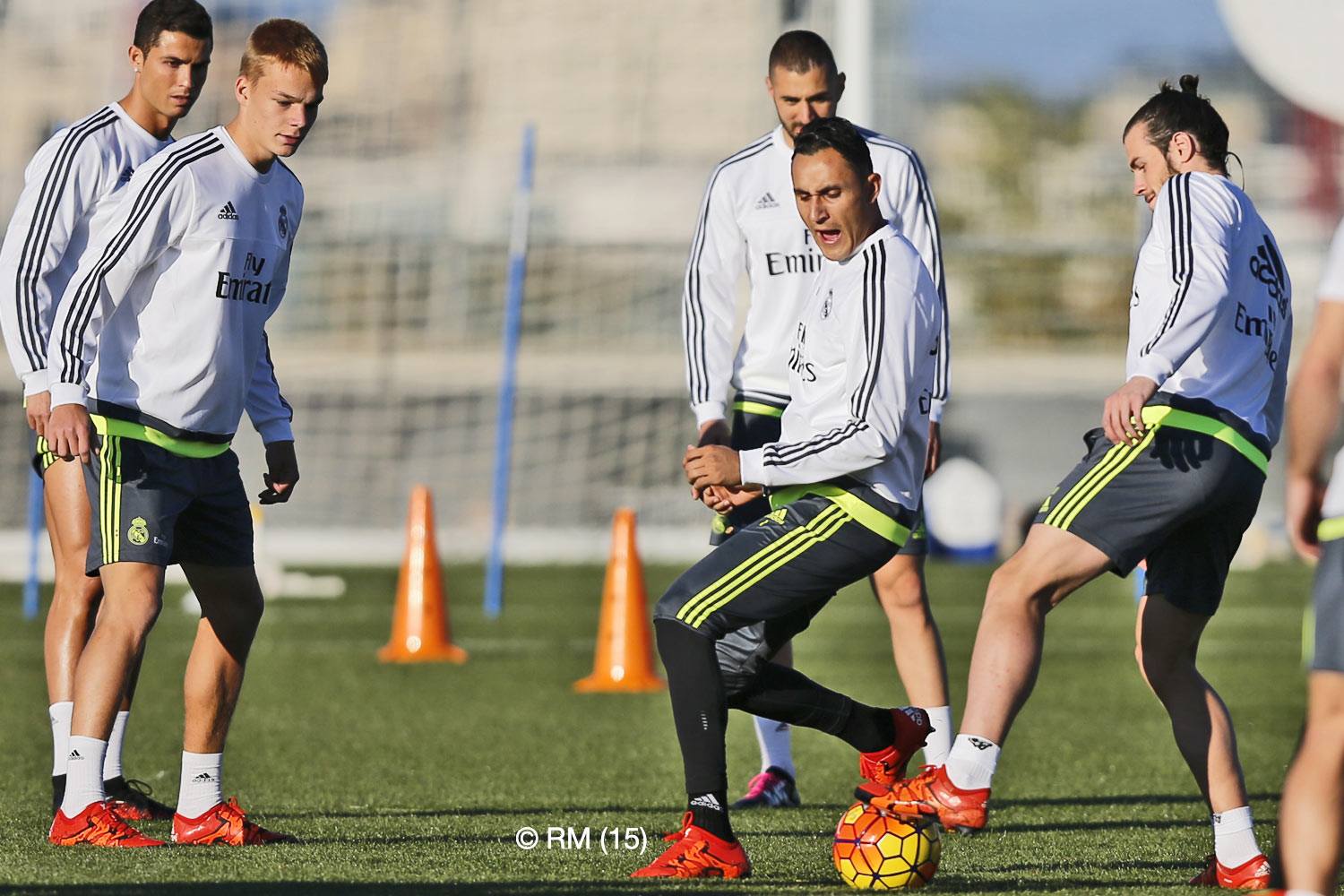 Benzema Debuts Unreleased Adidas X Boots - Footy Headlines