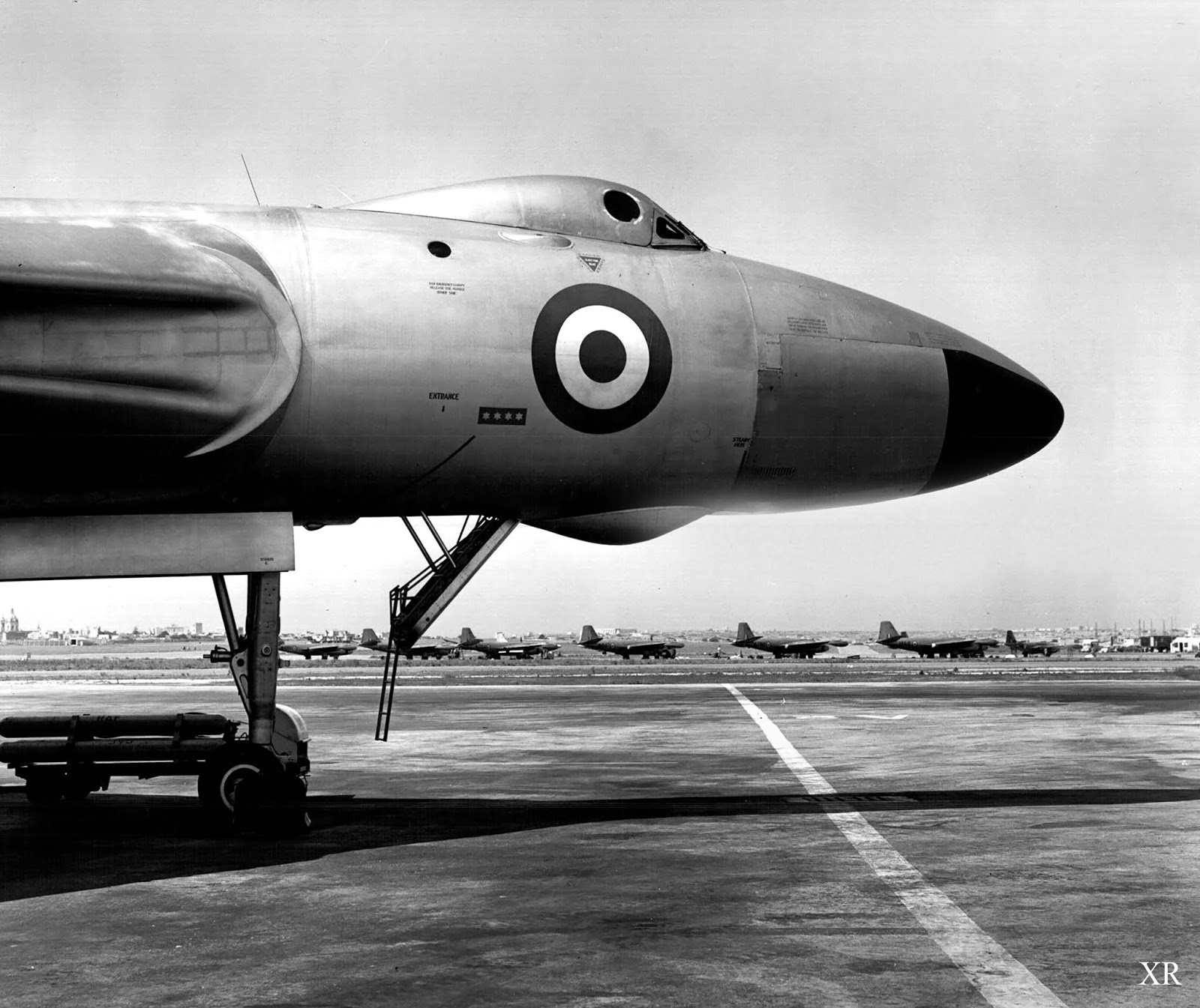 ATOMIC-ANNIHILATION: ... Vulcan Strategic Bomber (UK)