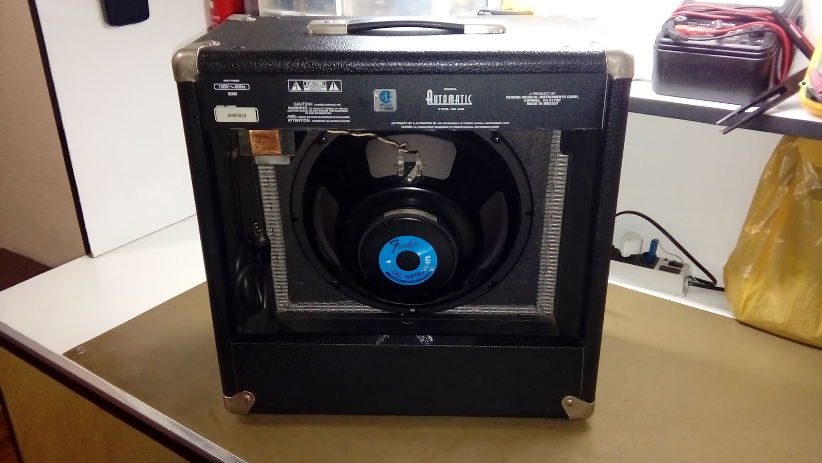 Dhvan Assistência Técnica: Amplificador Fender Automatic SE