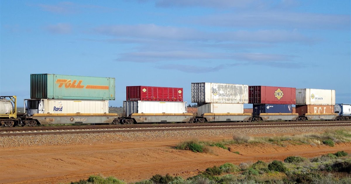 Rollingstock News: A taste of Double Stacks