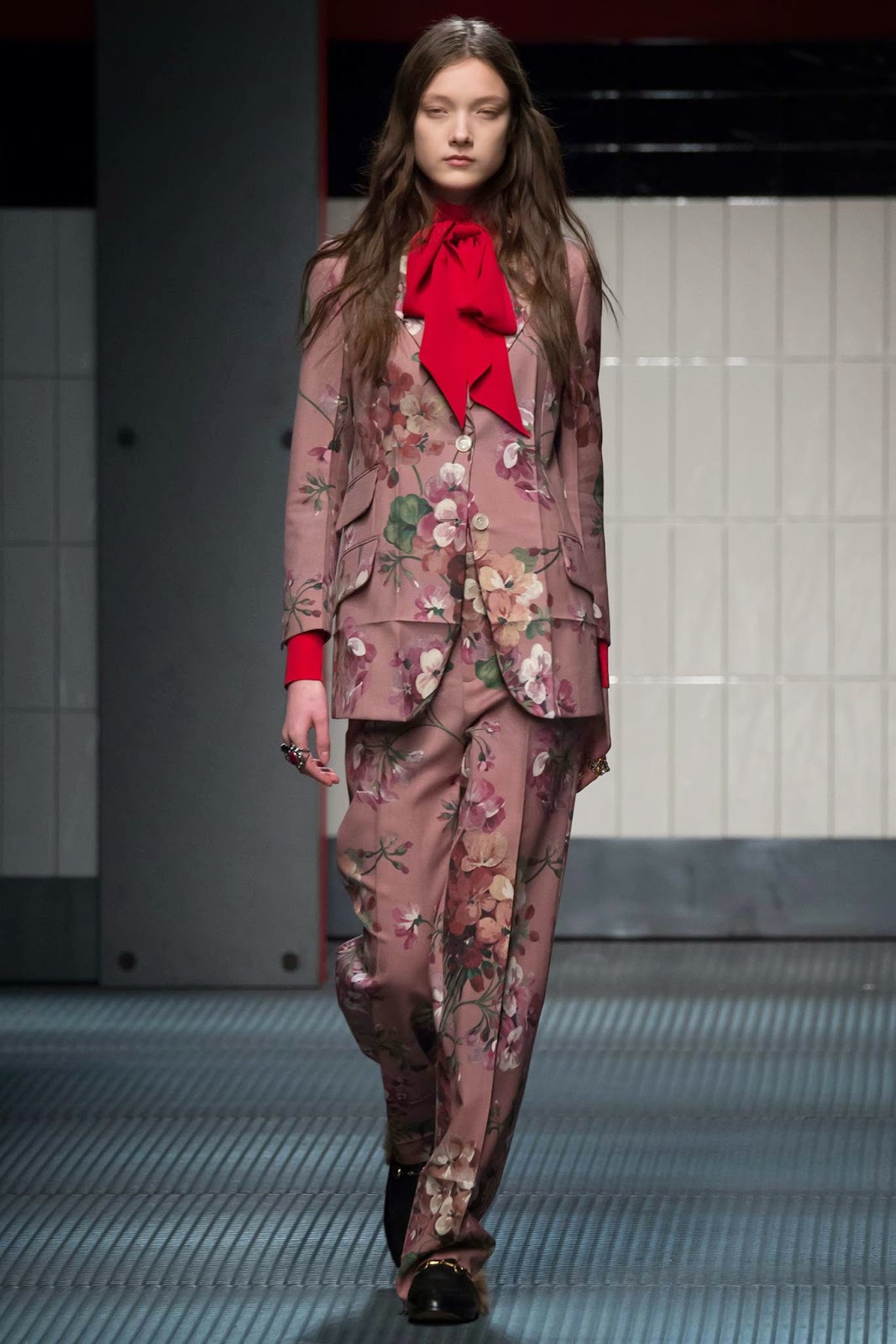 Smartologie: Gucci Fall/Winter 2015 - Milan Fashion Week
