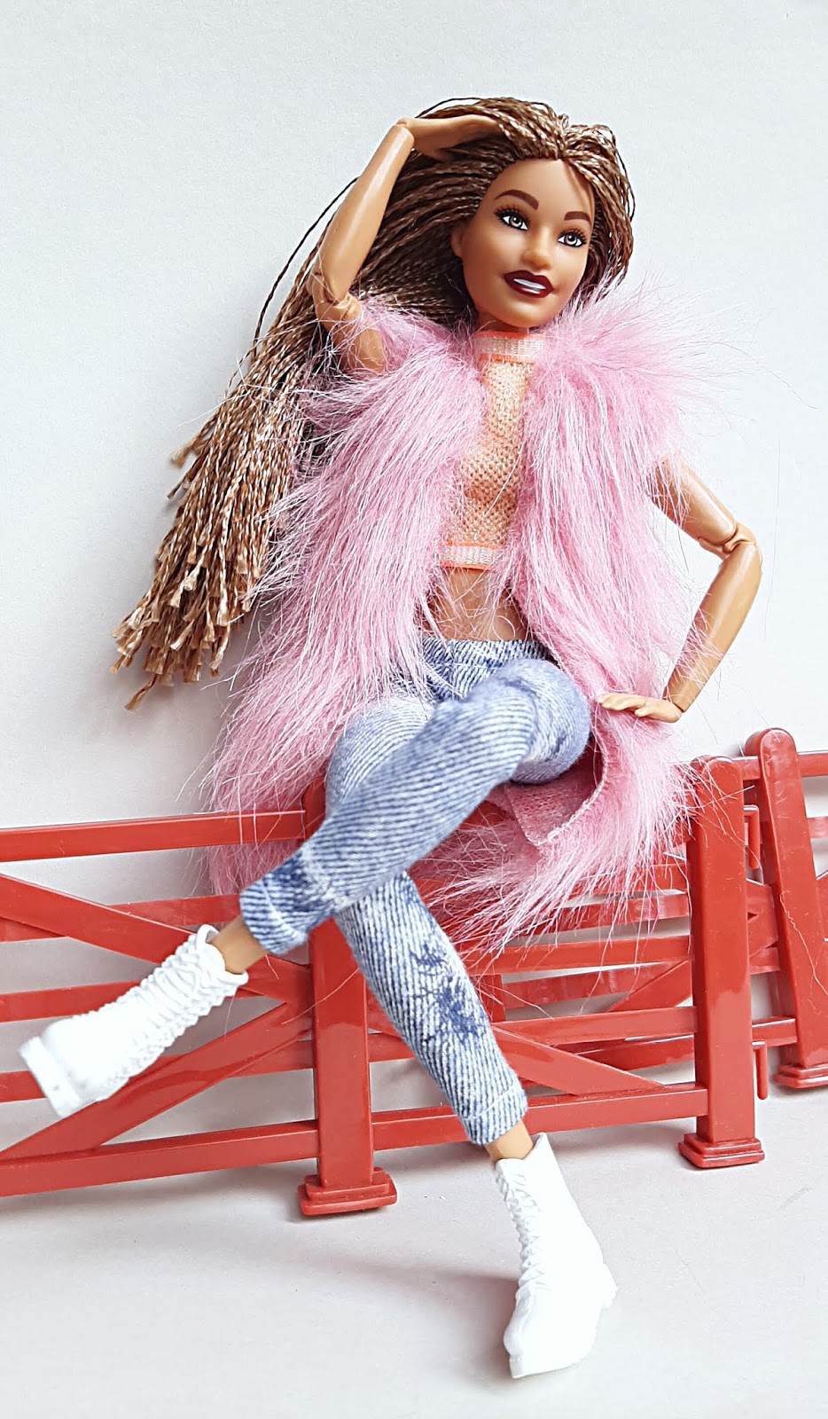 Make A Scene Random Models In Casual Outfits