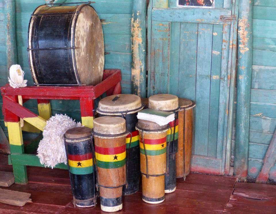 EL MUNDO DE LA R: ORDEN NYAHBINGHI