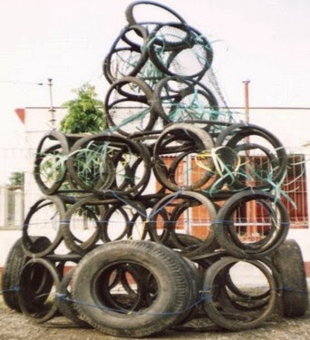 Infoikan -Rumpon Atau Rompong Karang Buatan Untuk Rumah Ikan