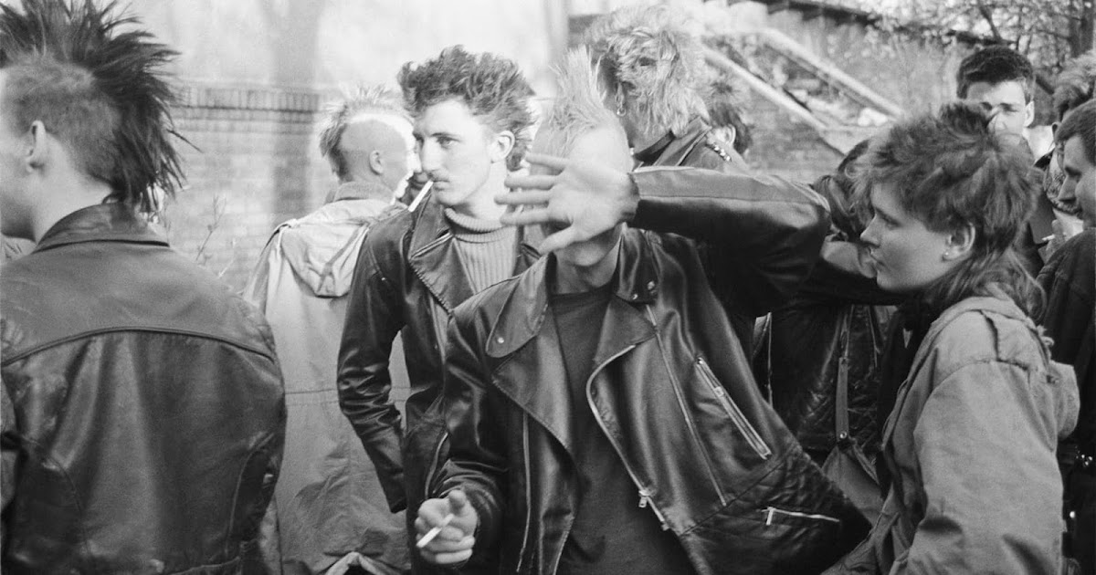 Amazing Photographs Capture Punk Scenes in East Germany During the ...
