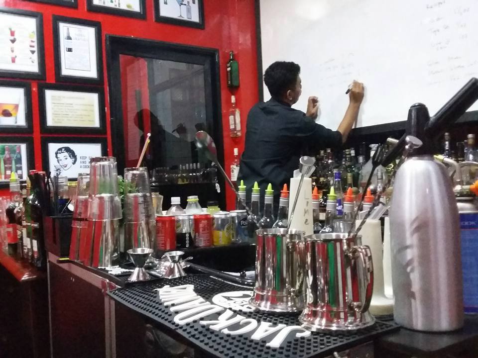 Bartender school jakarta / KURSUS BARTENDER / BAR COURSE @matrix flair ...