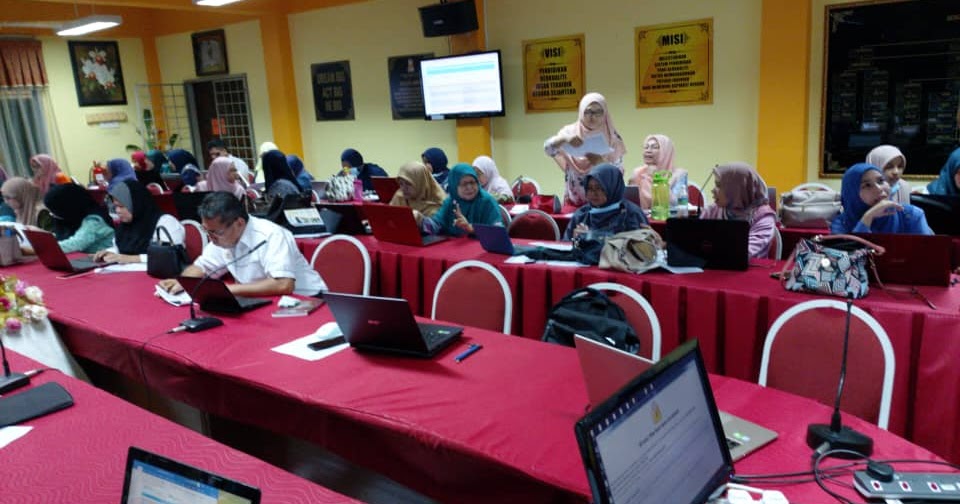 LAMAN WEB RASMI SMKTTJ: Bengkel Deskripsi Tugas dalam Sistem HRMIS