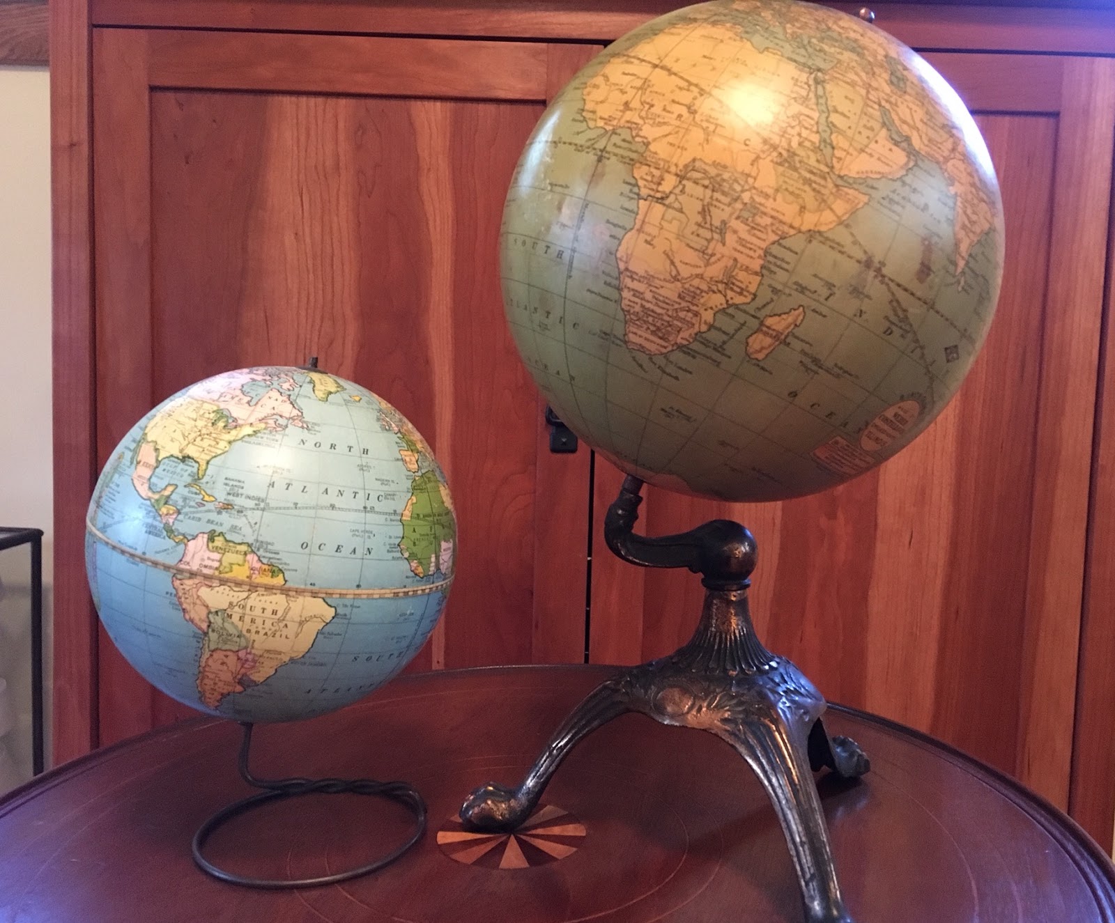 Collecting Antique and Vintage Globes: Globe mounting styles explained