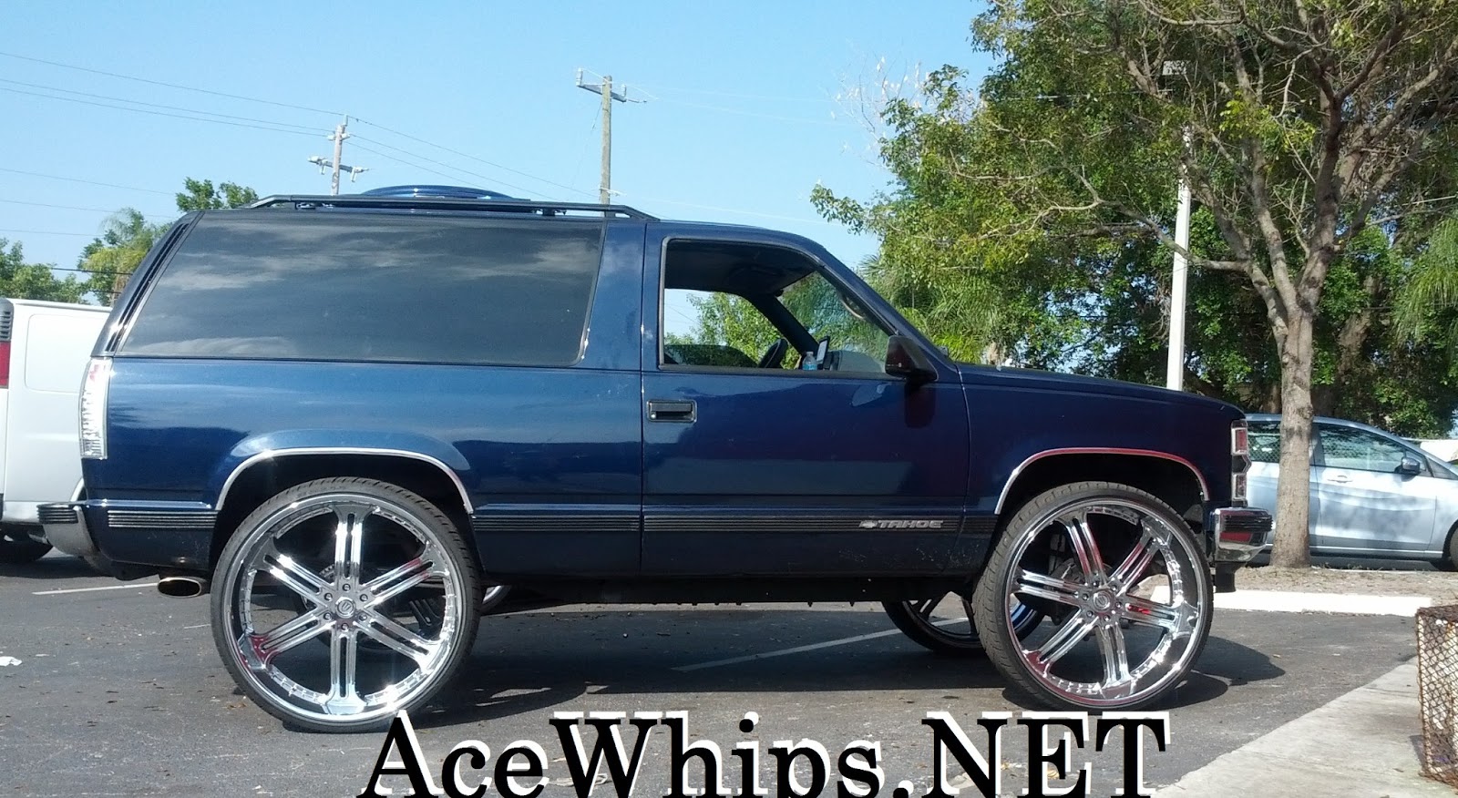 Ace-1: WTW Customs- 2DR Chevy Tahoe on 30" Versante Rims