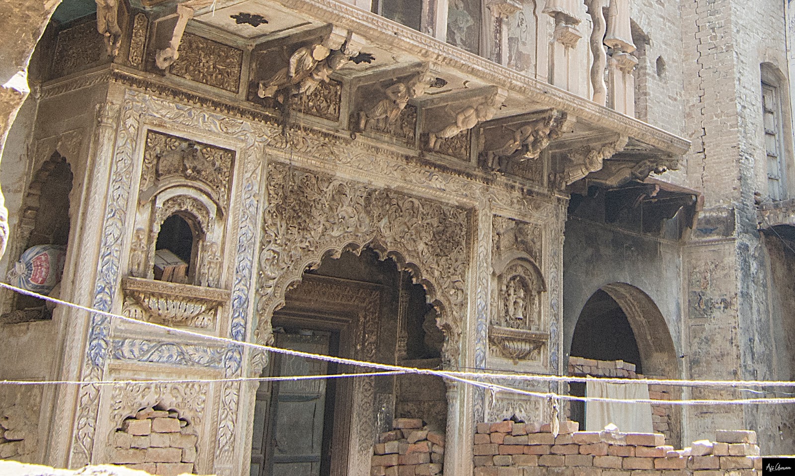 Ali Usman Baig : PARNAMI TEMPLE IN MALKA HANS, PUNJAB, PAKISTAN (2018)