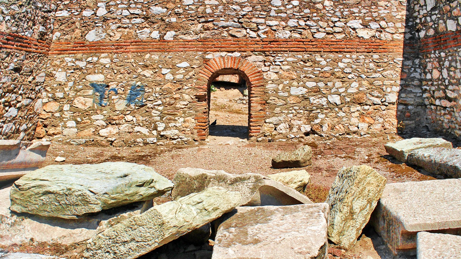 Akhisar - Thyateira Antik Kenti ve Kilisesi