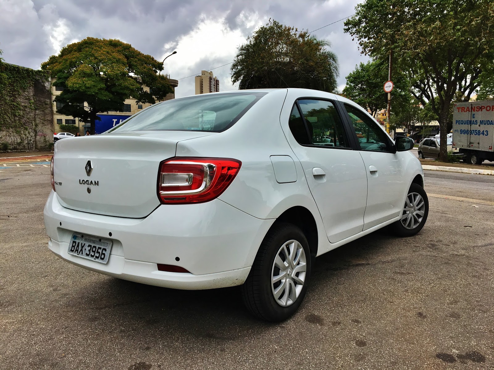 RACIONAUTO: RENAULT LOGAN EXPRESSION 1.0 SCE - AVALIAÇÃO