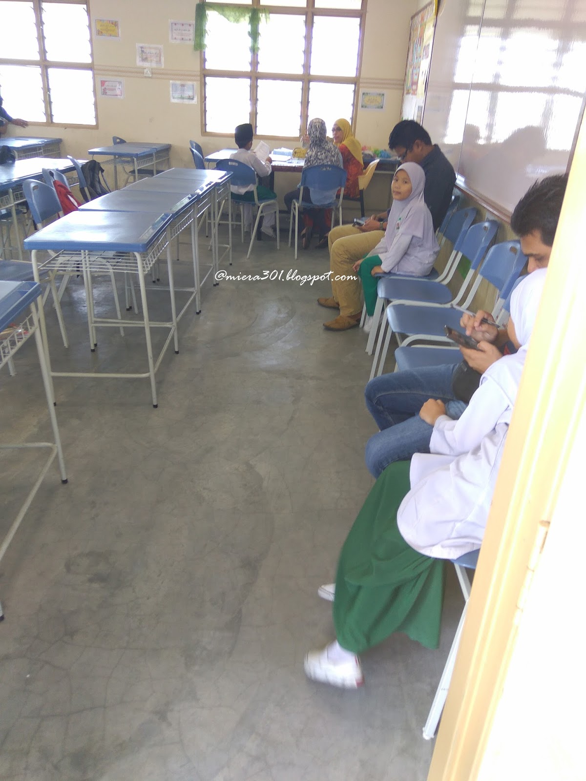 Moon punyer blog: Hari ambil report card