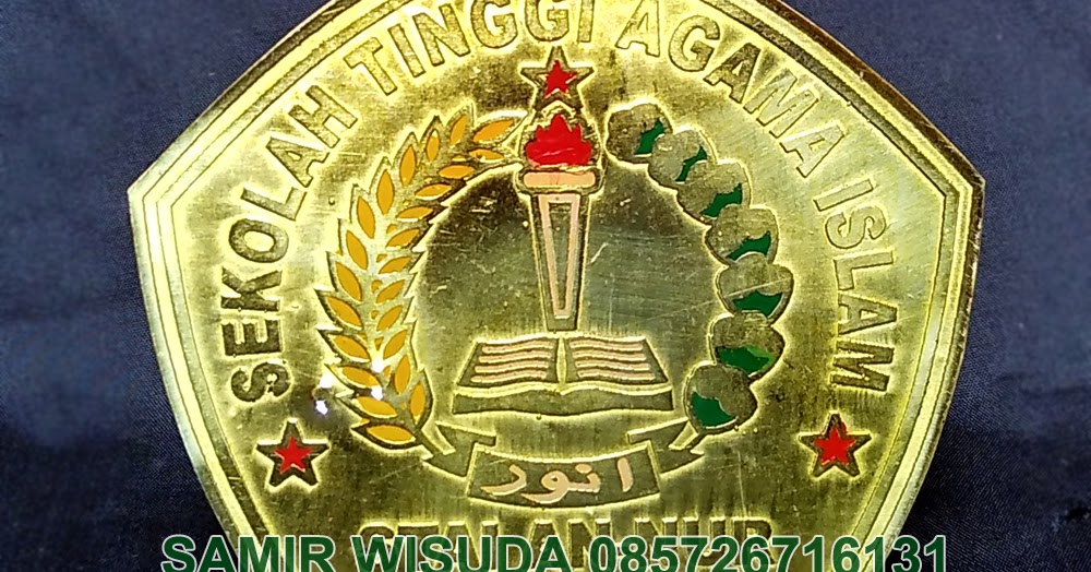 samir wisuda