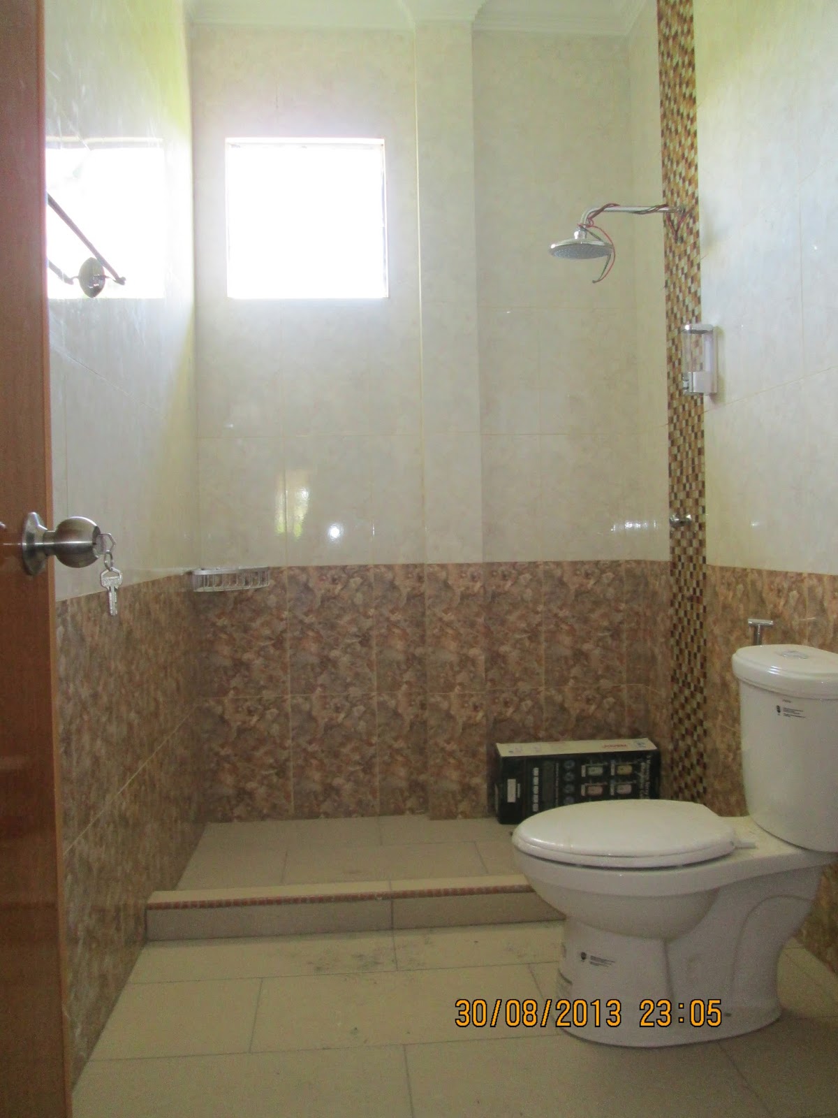 CHAN PLASTER & RENOVATION: PEMASANGAN TILES UNTUK TANDAS DI TAMAN KO ...