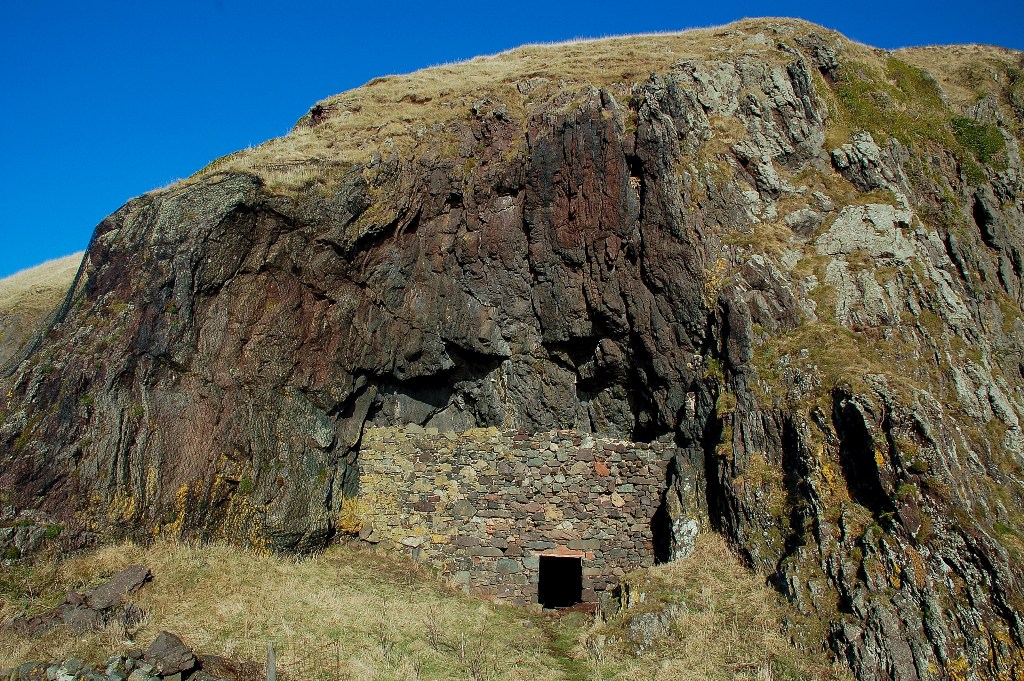 Scientia potentia est: The horrifying story of Sawney Bean and King ...