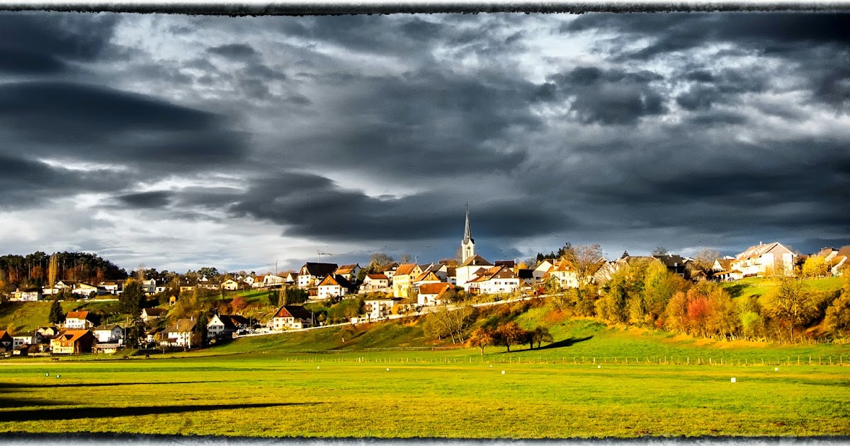 Poterie des loups: Courtedoux village