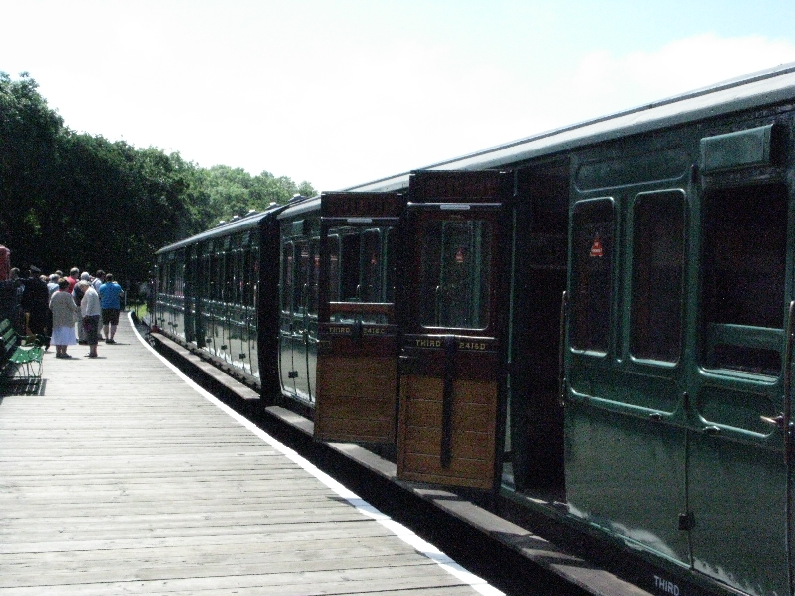 The Quizzical Owl: Isle of Wight Steam Train