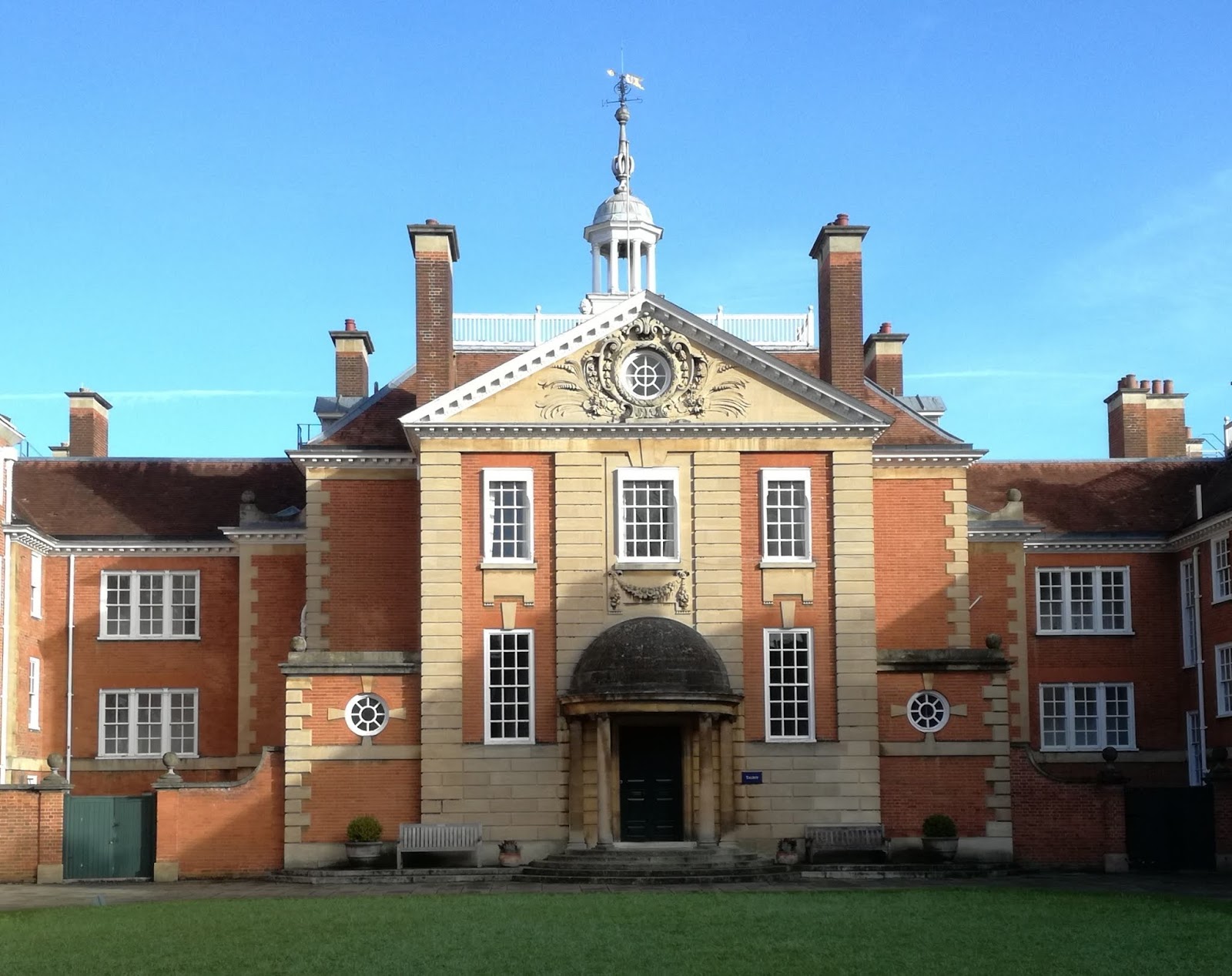 Oxbridge Entrance News: WHAT IS HAPPENING ABOUT THE OXBRIDGE OPEN DAYS?