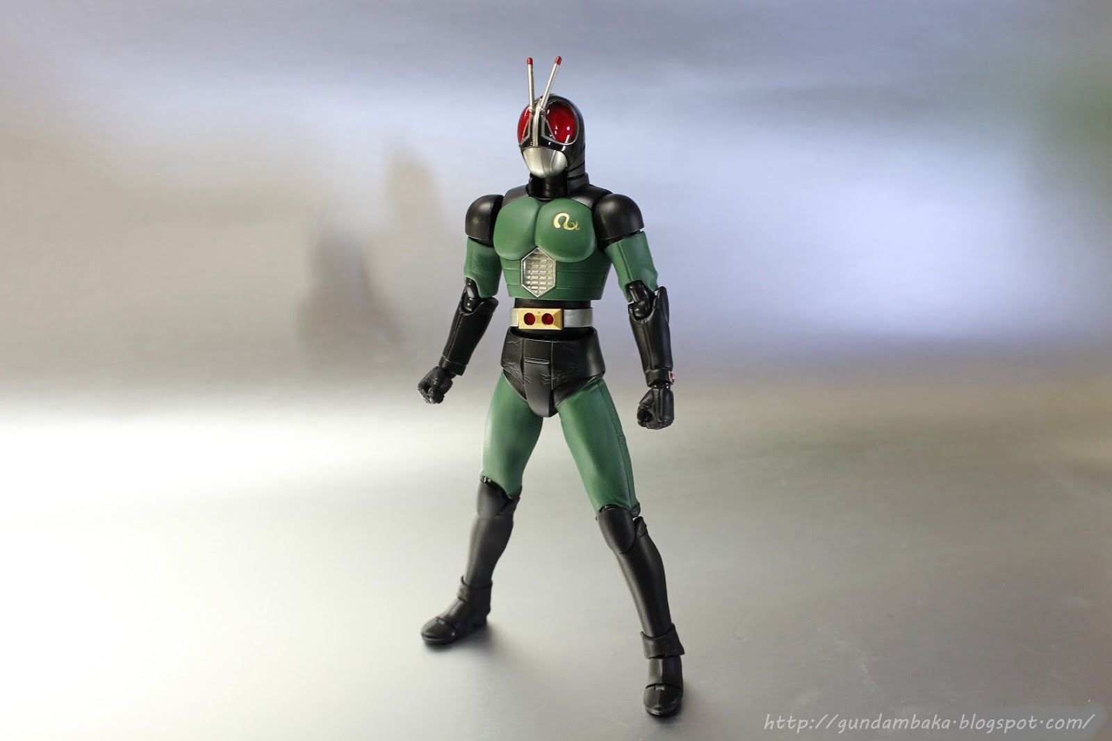 Gundam Baka Blog: [S.H.Figuarts] SHF - 仮面ライダー BLACK RX リニューアル版 (Masked ...