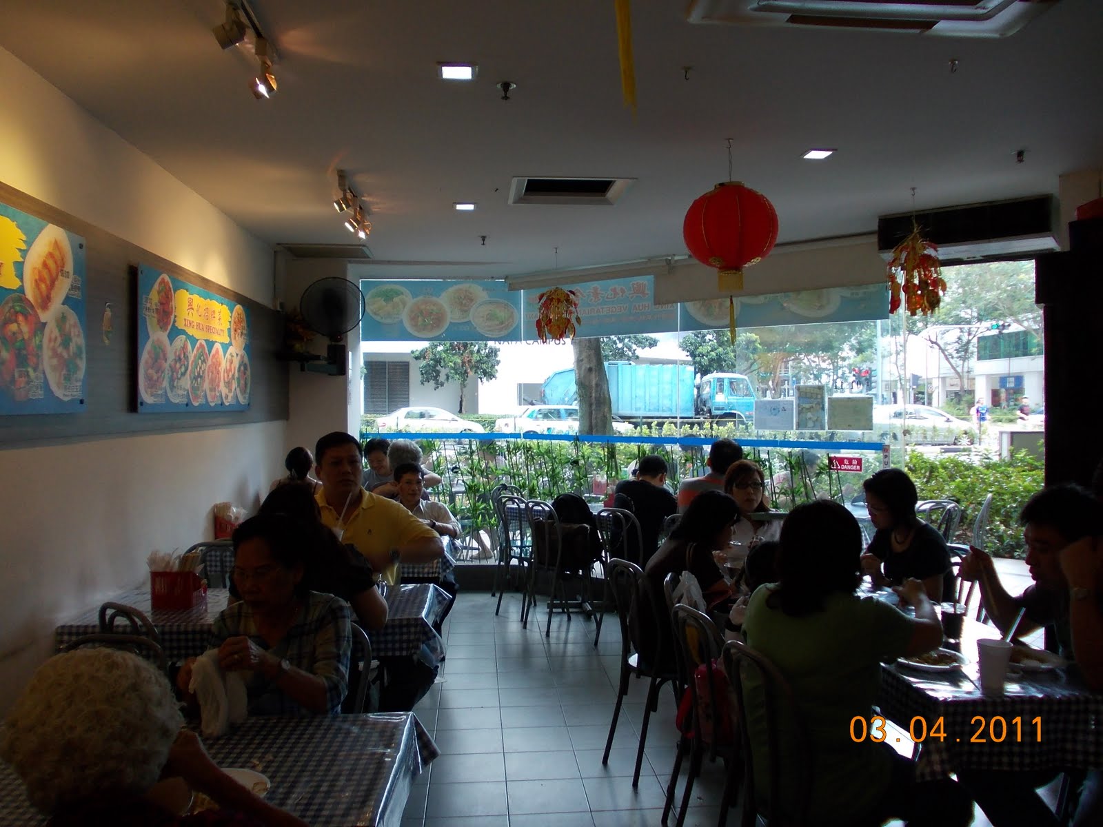 Prefer Vegetarian Food: Xing Hua Vegetarian Restaurant