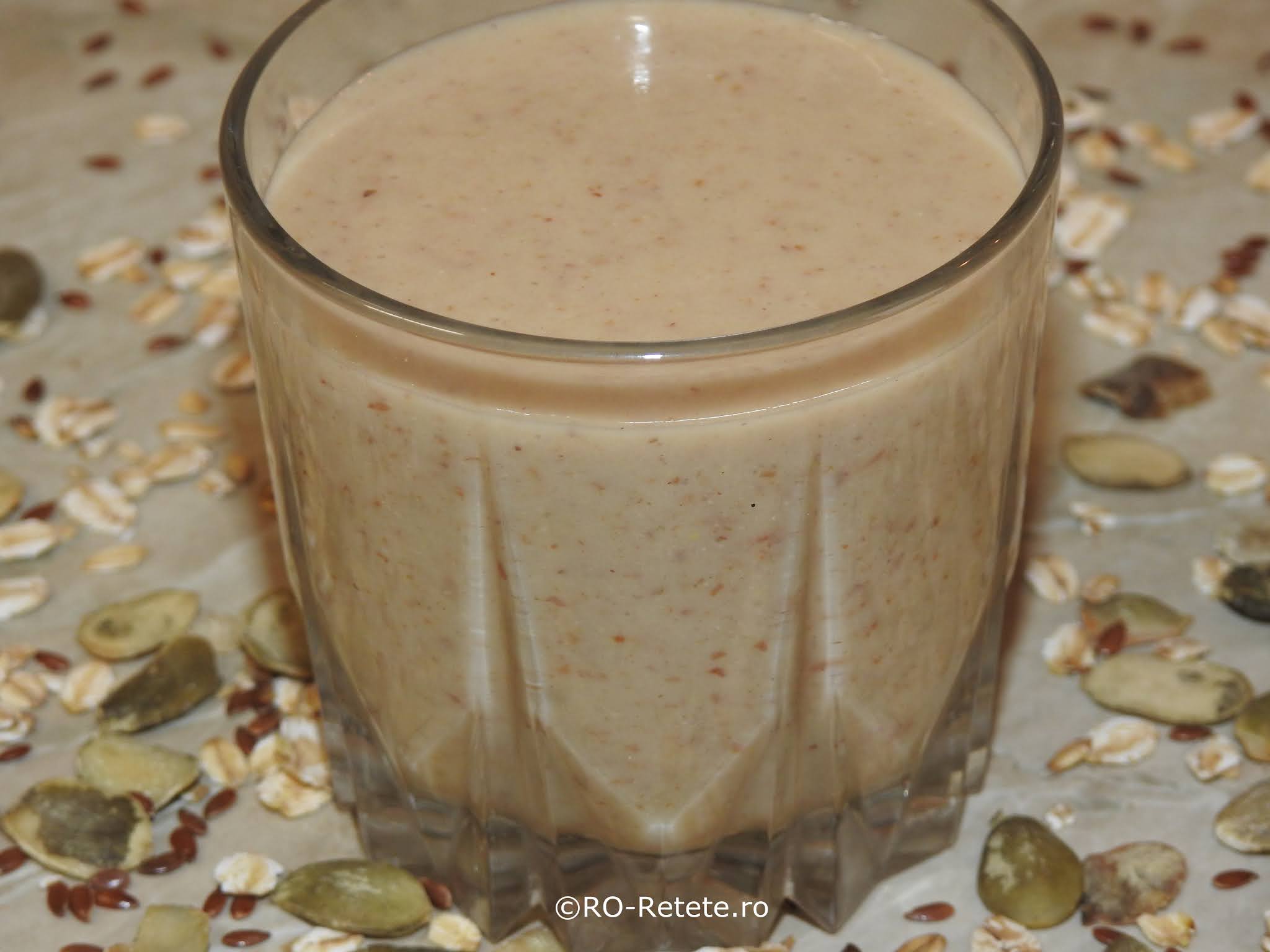 Smoothie de cereale cu fructe reteta | RO-Retete.ro