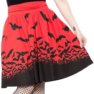 Shivers of Delight: Good Goth: Clothing The Dead At Heart