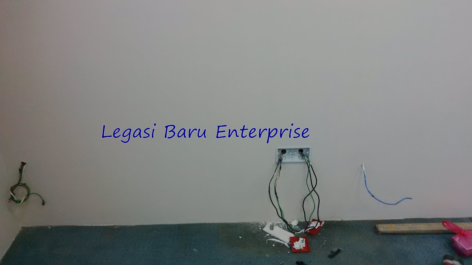 Upgrade bilik Server bangunan Pejabat Kerajaan.