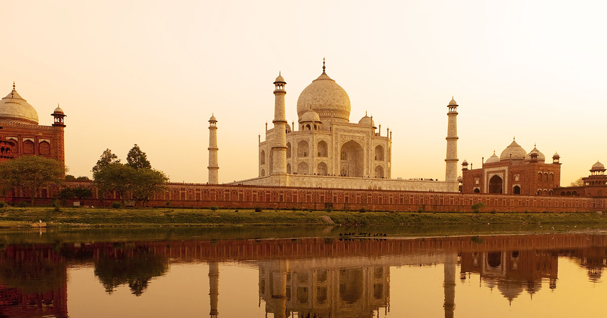 10 Facts and 5 Myths about the Taj Mahal