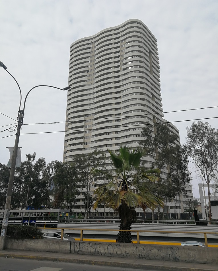 Edificios del Perú: Torre Lux