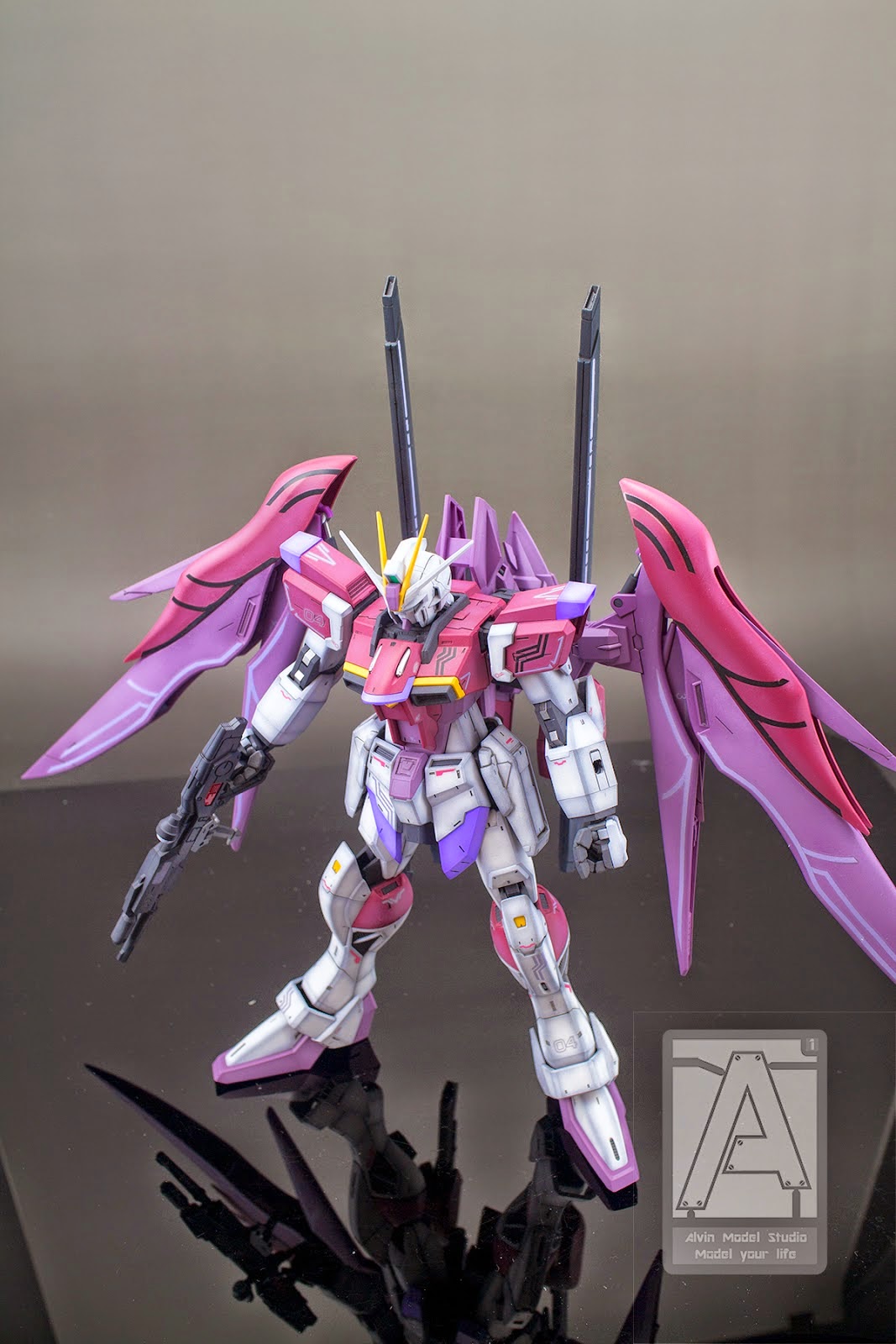 Painted Build: MG 1/100 Destiny Impulse Gundam (R)