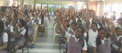 Rajesh Jeetah: ‘Caravane de la science - Ebene SSS Girls